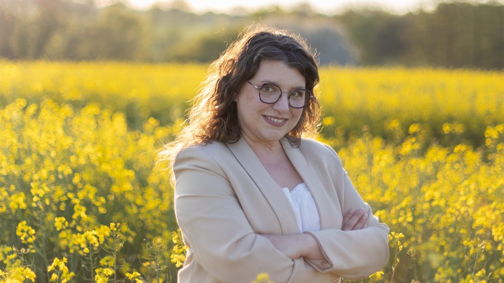 Du Jaune et des licornes veut sensibiliser les entreprises à l’endométriose